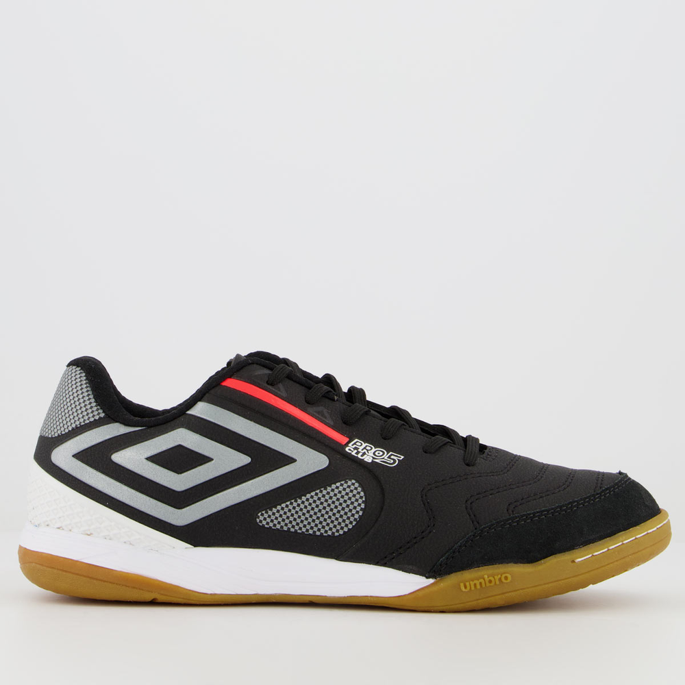 Chuteira Umbro Pro 5 Bump Club Futsal Preta da Umbro com menor preço